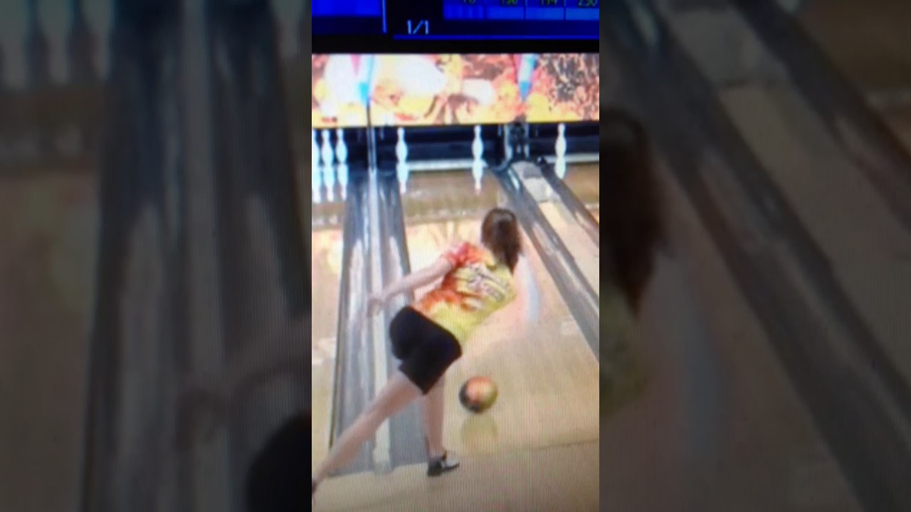 Amanda Greene - Unusual 7-10 Split Attempt - YouTube