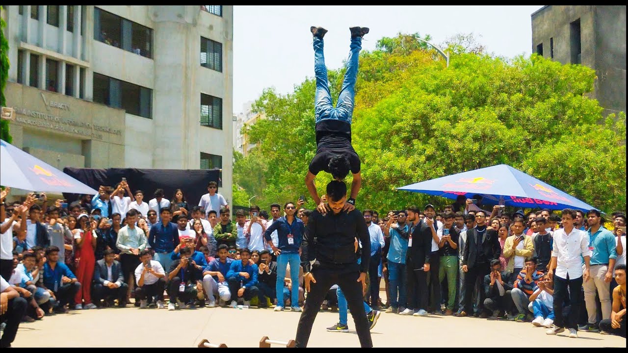 Calisthenics Battle(VIIT COLLEGE PUNE 2022-FEST) - YouTube