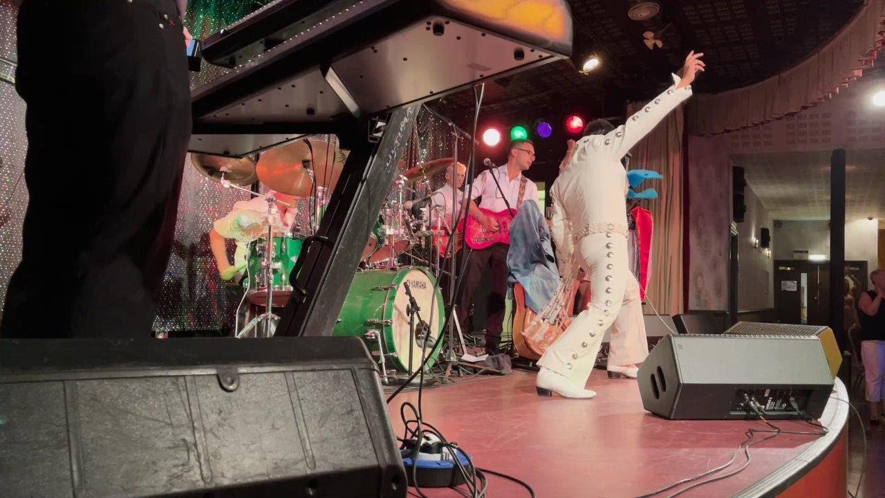 Ricky Aron sings Elvis Presley - Proud Mary (with his Live Band On ...