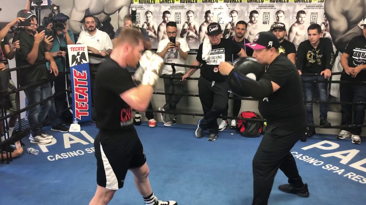 Canelo Alvarez shows amazing power at 175 pounds on pads as a light ...