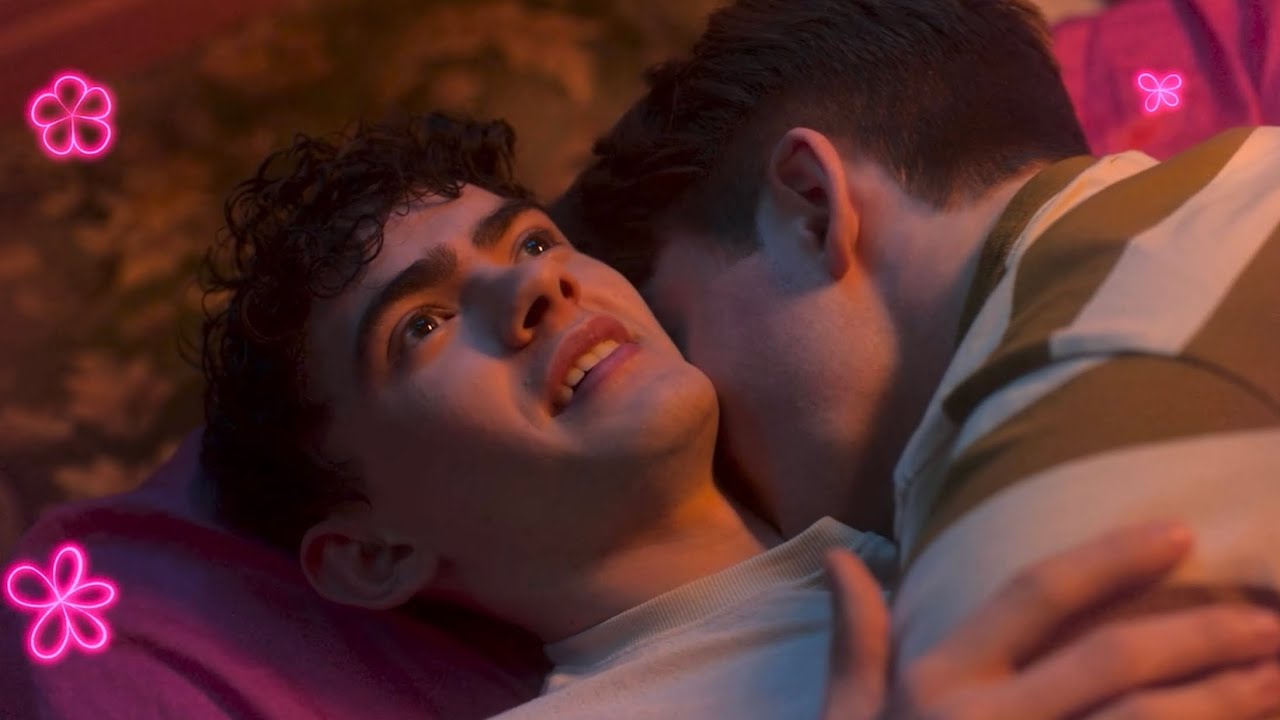 Heartstopper Season 2 - Hickey scene - YouTube