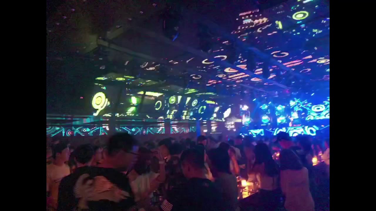 Route 66 club bangkok nightclub [hip hop room] - YouTube