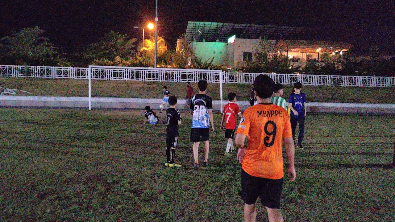 FOOTBALL⚽⚽LOVERS, FOOTBALL WORLD AT HAYATABAD SPORTS COMPLEX PESHAWAR ...