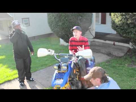 "Smithsonian Music" FEAT. Dizzle Dizzle X Man LOUD GANG - YouTube