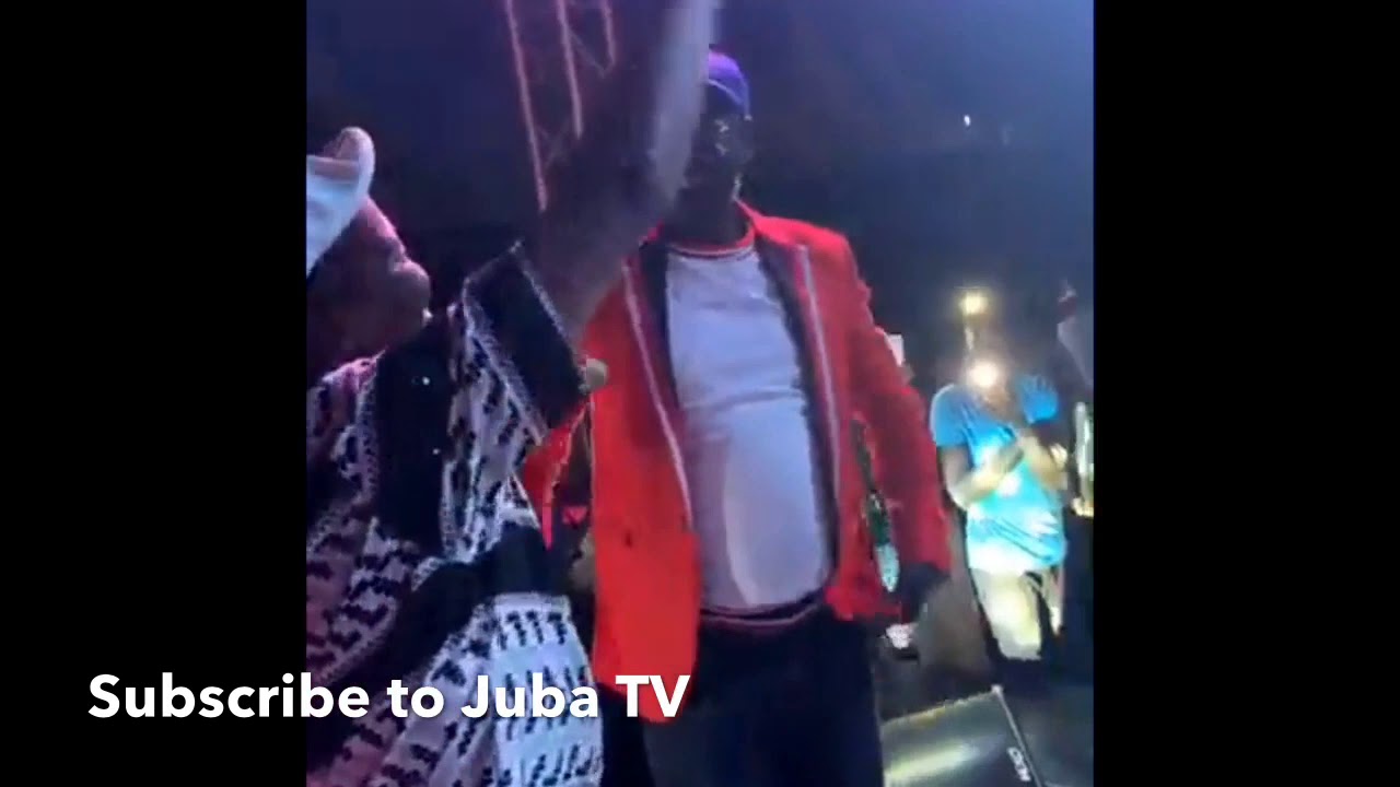 Watch Legend Emmanuel KEMBE live performing in Uganda 🇺🇬 - YouTube