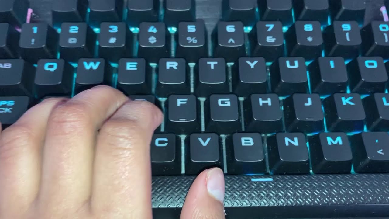 Corsair ICUE type lighting - YouTube