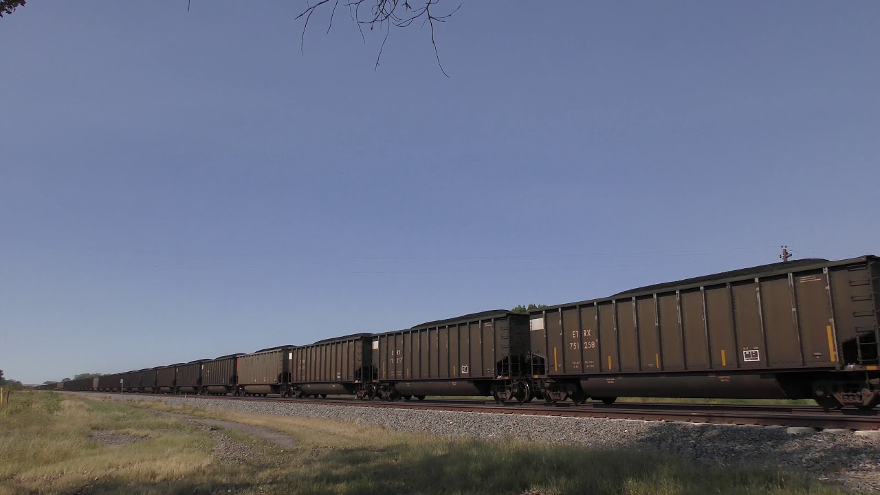 UP 5771 Leads A Coal Train @ Maxwell, NE 4K - YouTube