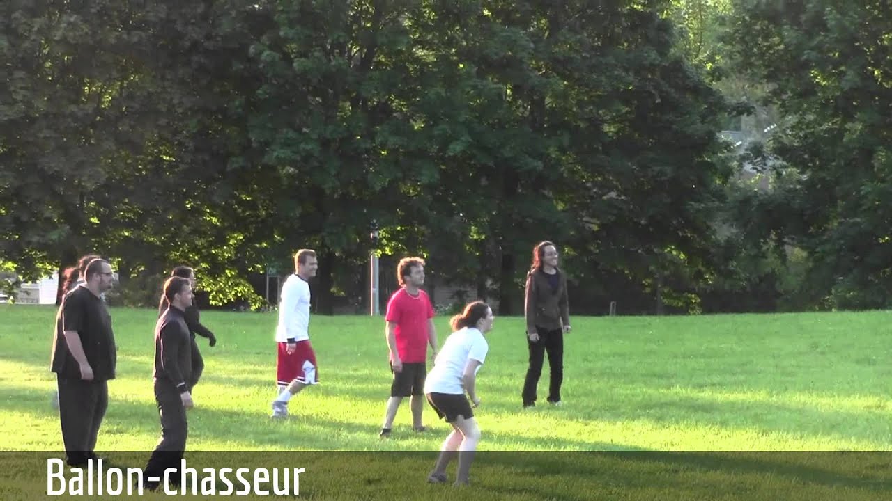 2013 - Ballon-chasseur (1) - YouTube