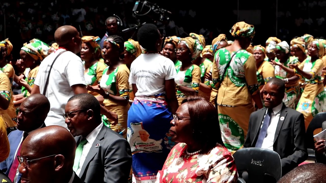 IMBISA Conference - Holy Mass in Maputo- Procession with the gifts ...