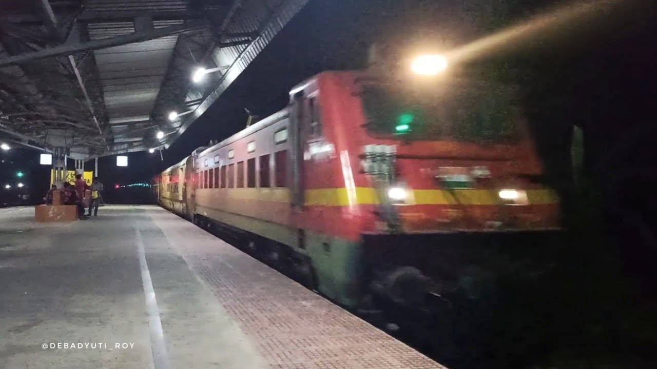Furious Night Action || Legendary Doon Express Blasts Through Chuchura ...
