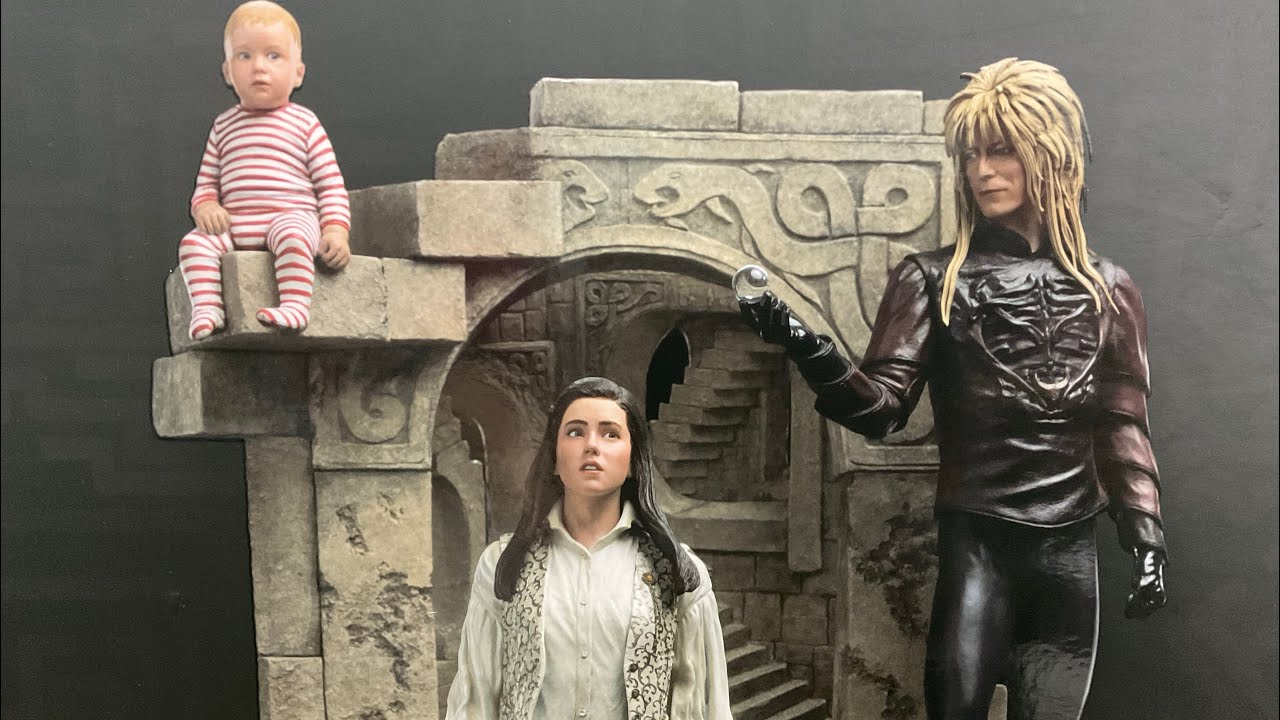 Labyrinth Jareth and Sarah 1:6 Scale Statue by Weta Workshop - YouTube
