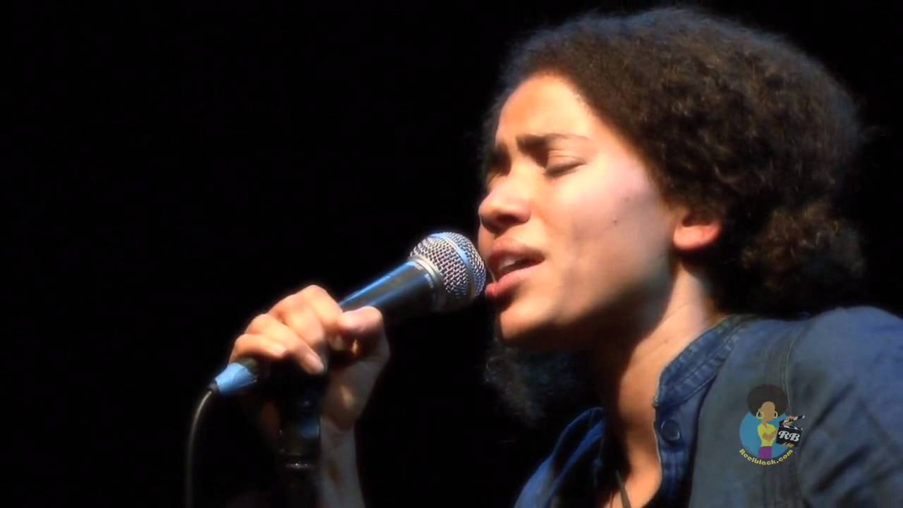 Nneka Heartbeat Live In Philly HD - YouTube