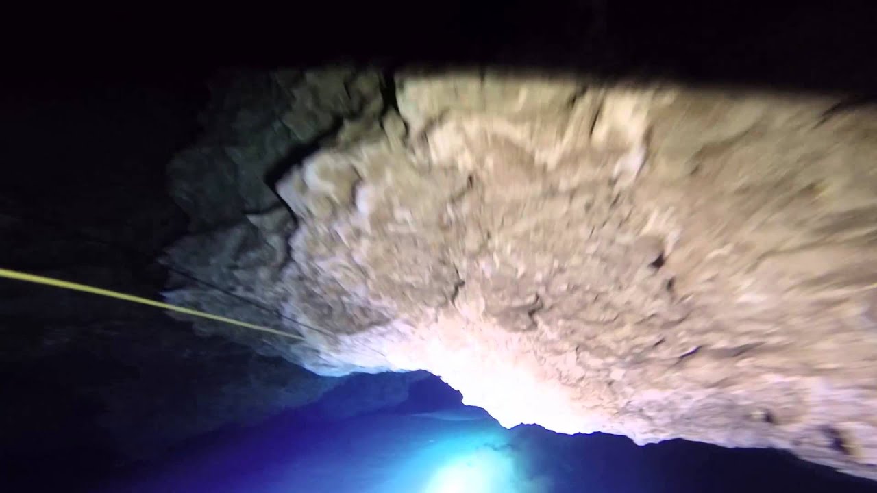 Jackson Blue dpv cave dive March 2016 - YouTube