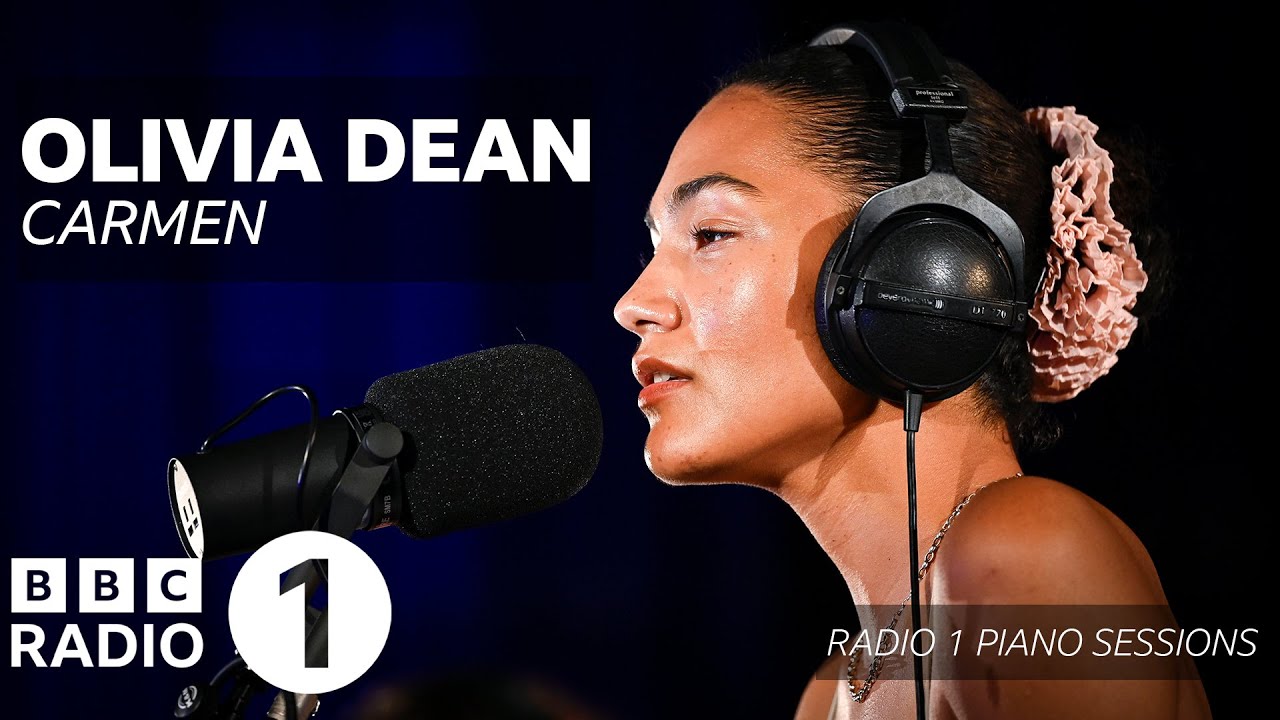 Olivia Dean - Carmen - Radio 1 Piano Sessions - YouTube