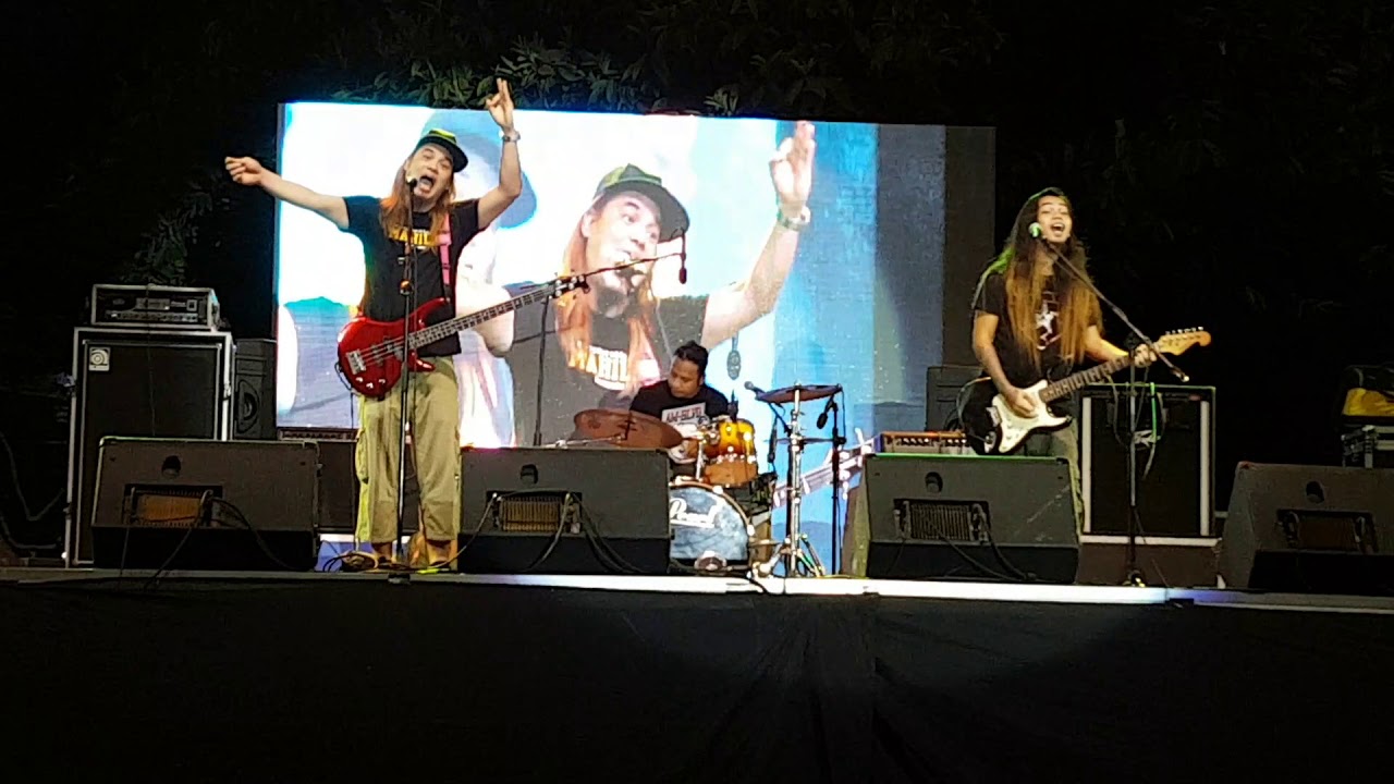 GRIN DEPARTMENT MEDLEY - YouTube