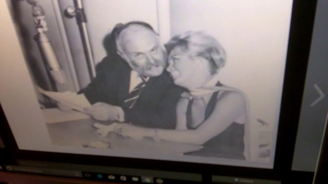 radio bio by Nigel Farrell "WAKE UP AT THE BACK" - YouTube