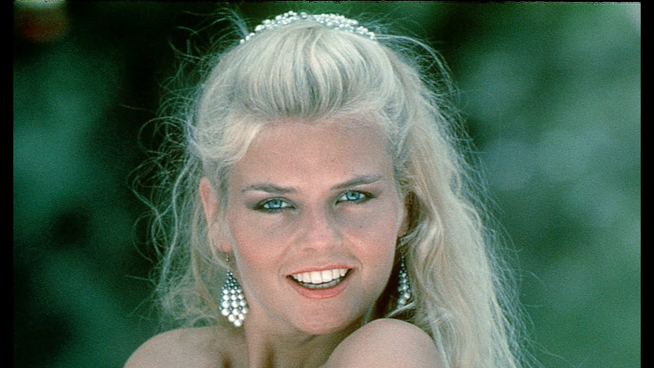 Larry Caye photography - Sandra Jane Moore - 1988 - YouTube