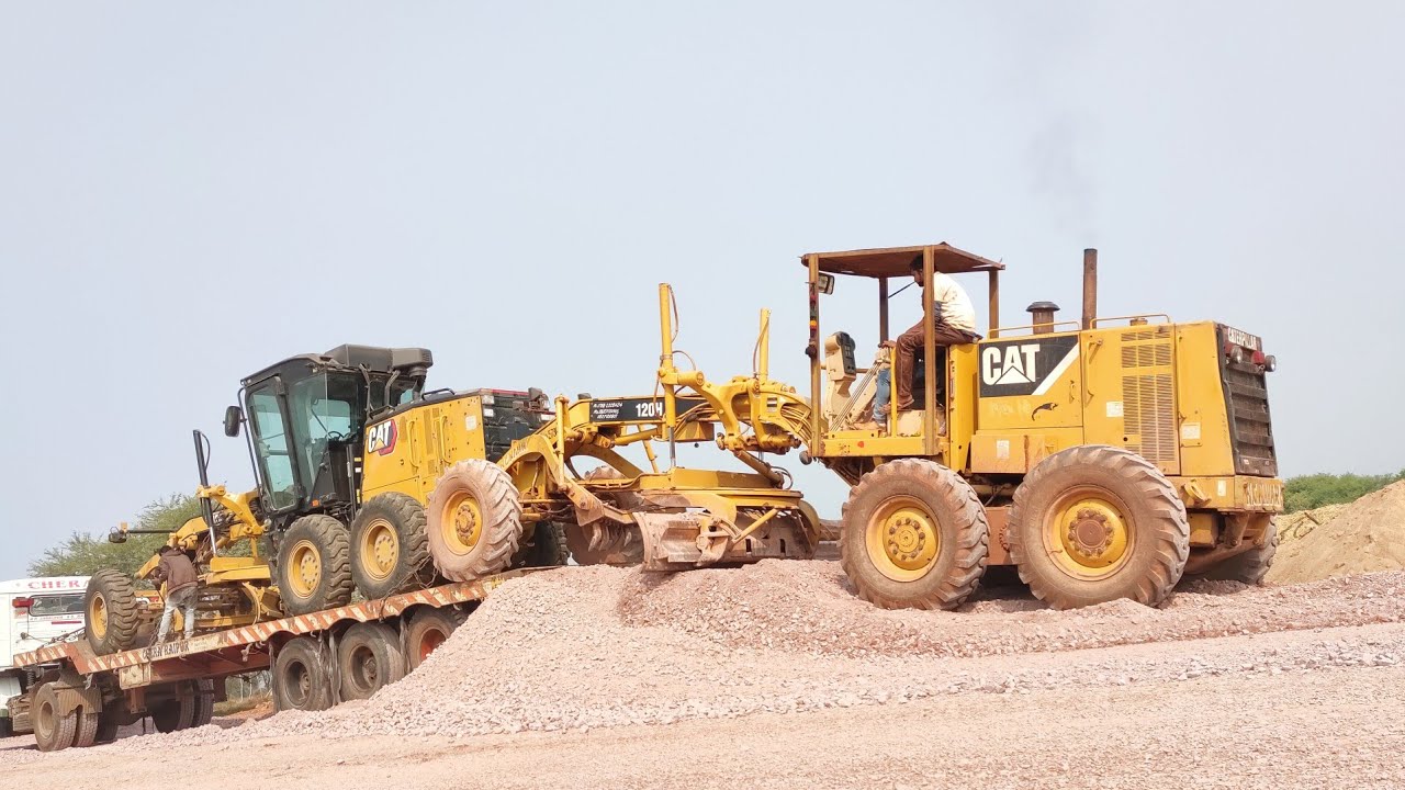 Cat Grader Machine working on construction | grader machine | grader ...