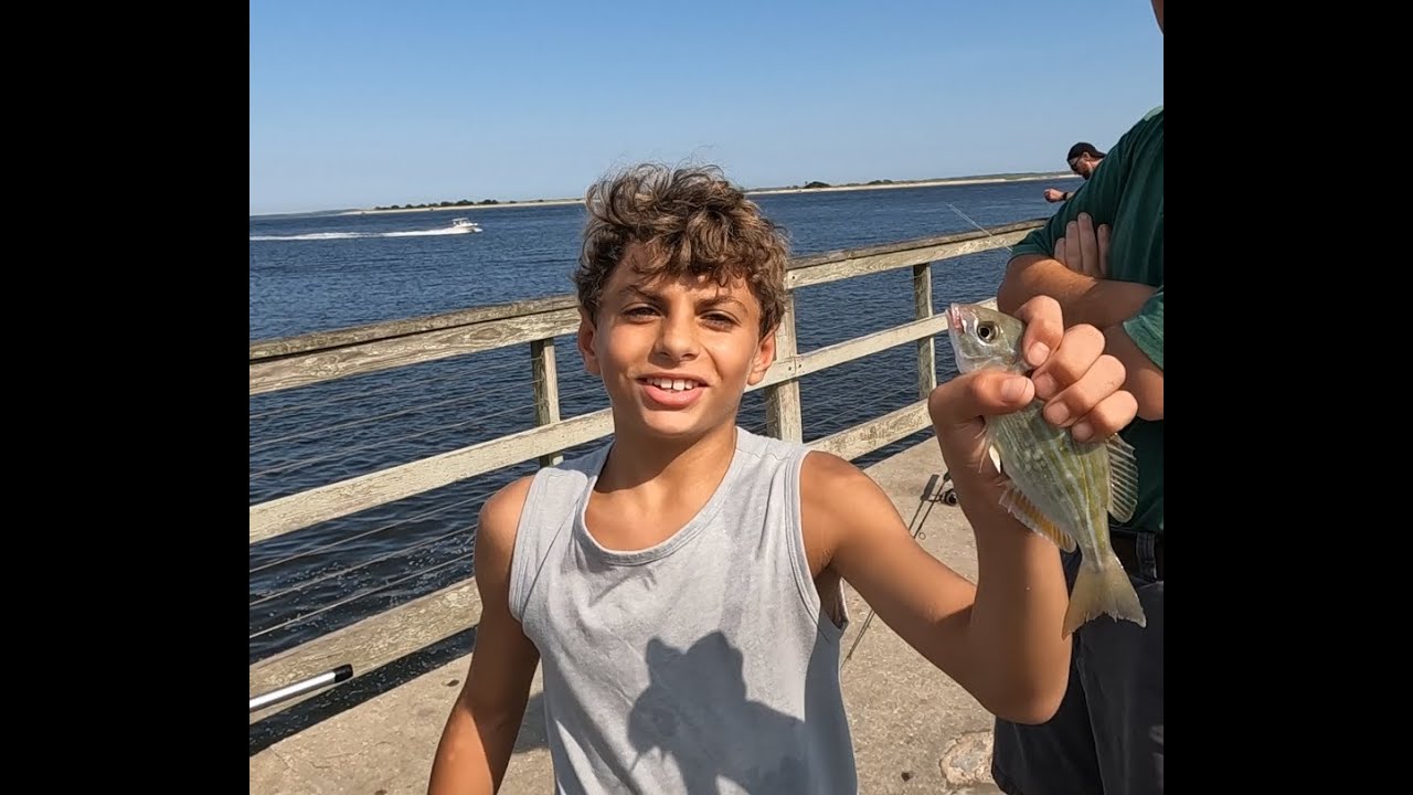 Jer Bear found him a doormat flounder Part 2 - YouTube