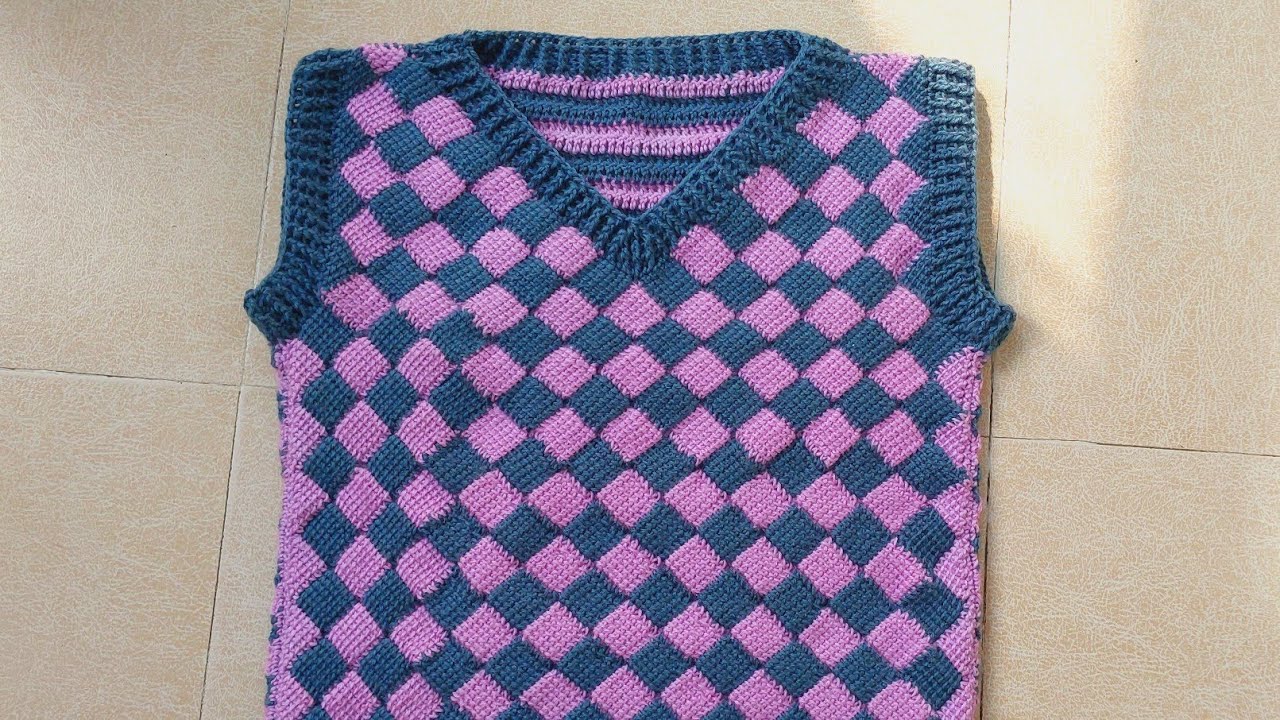 Tusinian pattern crochet half sweater for men - YouTube