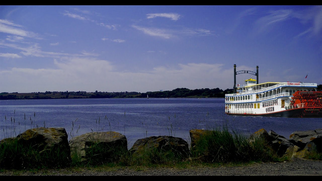 Ol' Man river du film Show Boat - YouTube