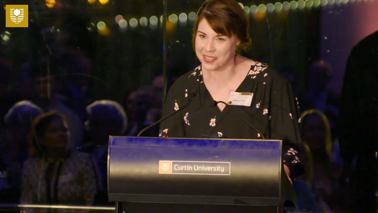 Melissa Davey | Curtin Alumni Achievement Awards 2018 - YouTube