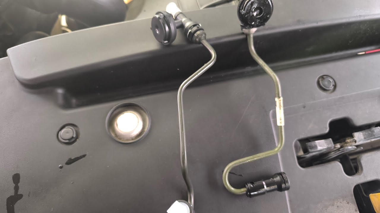 Ford ranger clutch oil leaking/ how to bliding oil clutch - YouTube