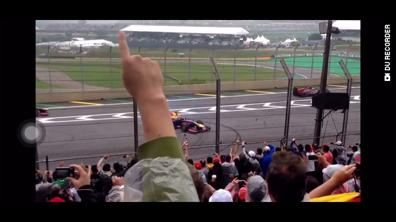 Massa and Vettel drifting - YouTube