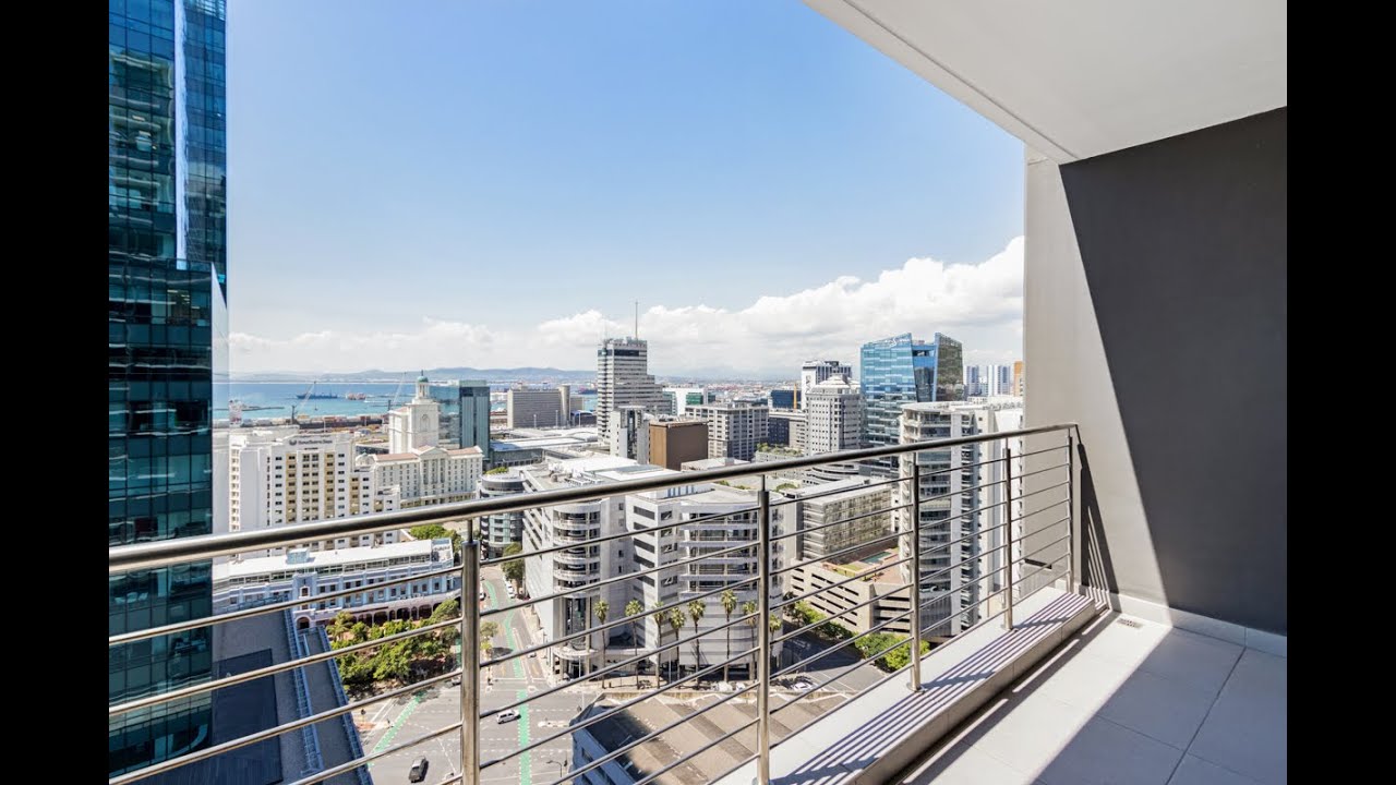 Spectacular 20th Floor Harbour Facing 2 bedroom Apartment in Popular 16 ...