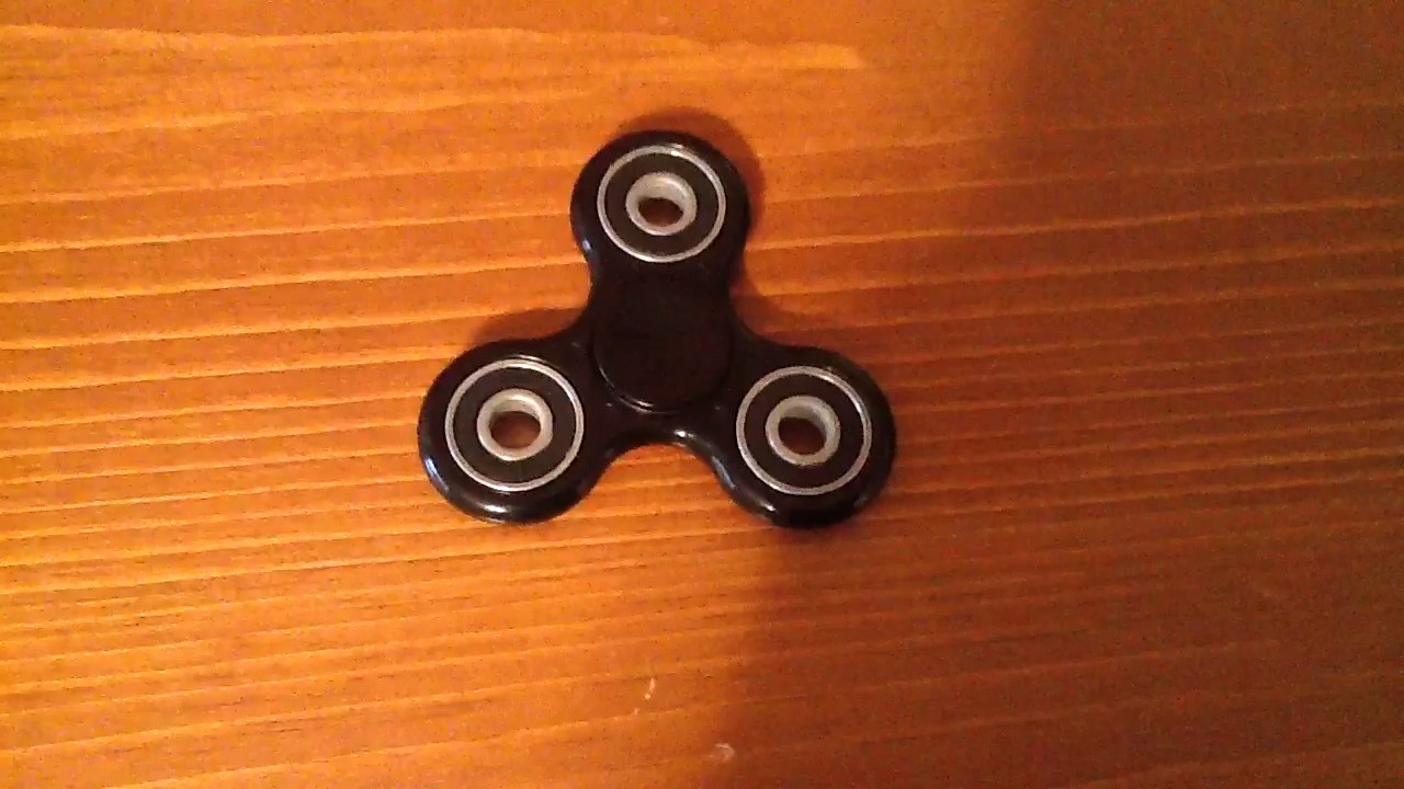 These are my fight spinners part 2 - YouTube