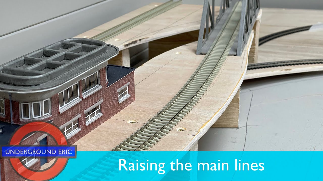 London Underground model railway build 3 - starting the dive under ...