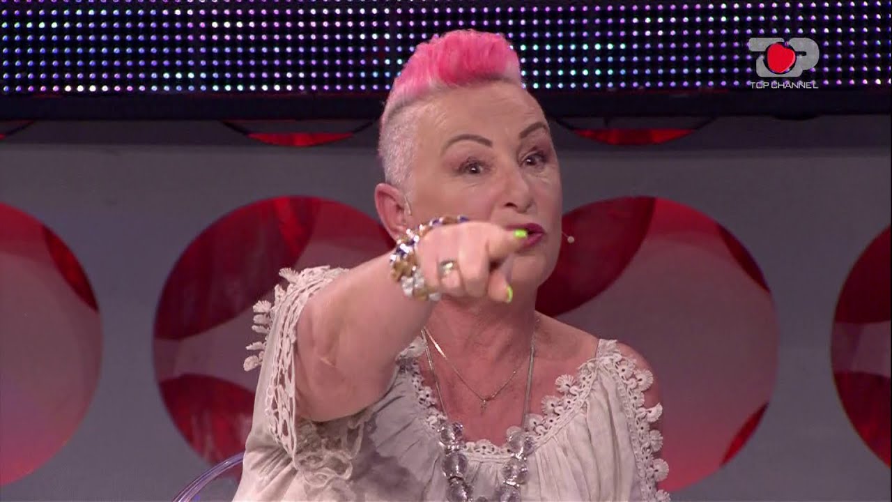 Luli shpërthen në britma, pasi Armando i nxjerr çorape leshi ...