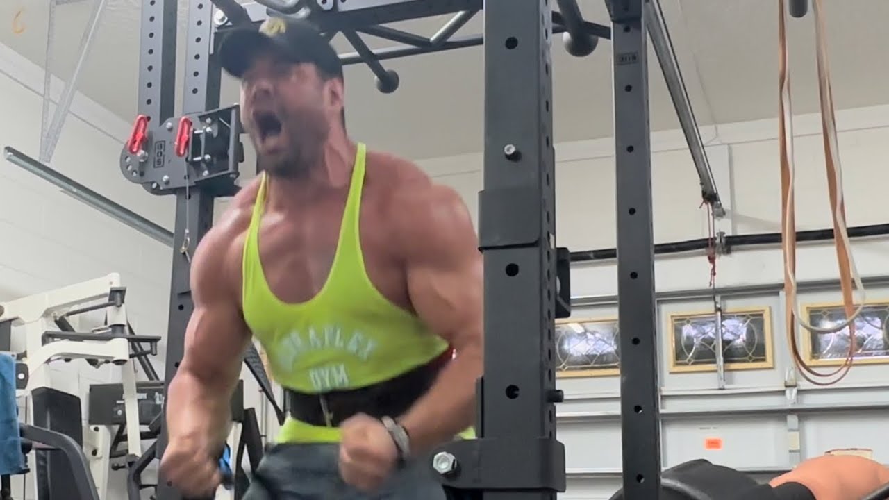 785 lbs behind the back deadlift - YouTube