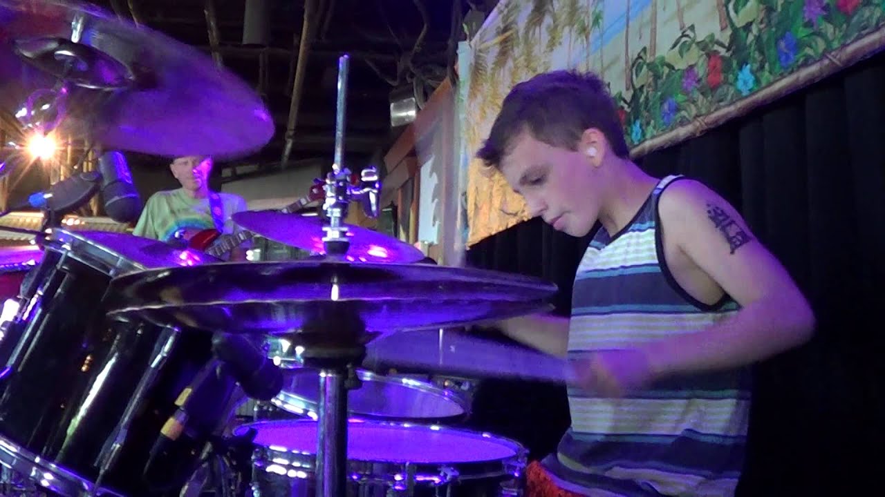 DJ Mueller drums Mack the Knife, Tribute to Grandpa CJ Mueller - 7/6/14 ...