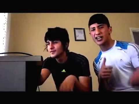 Hardcore Arabesk Rap Söyleyen Gençler