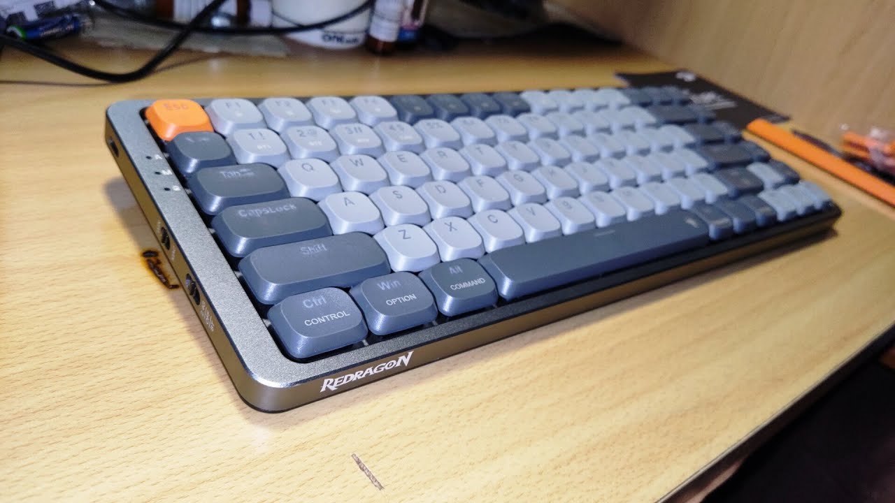 Redragon Azure K652 Keyboard Review *With Sound Test* - Gadget ...