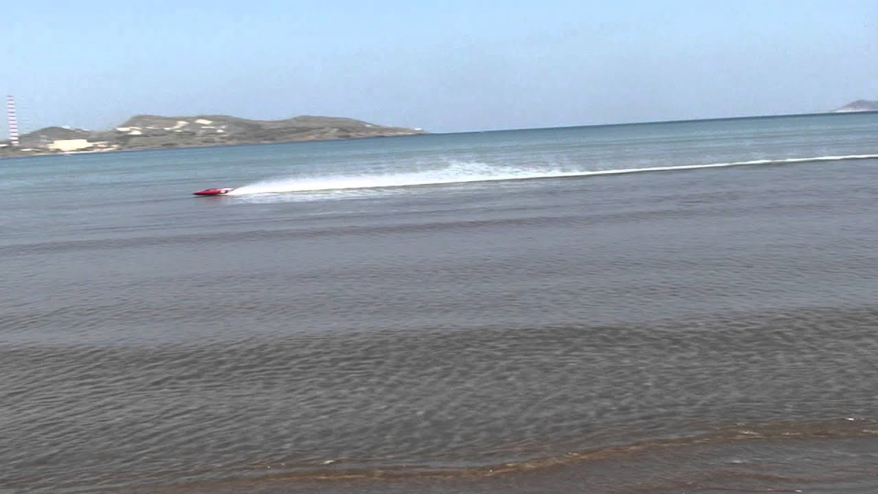 Stryker F41 29.5cc Zenoah 2814/3 57.9mph - YouTube