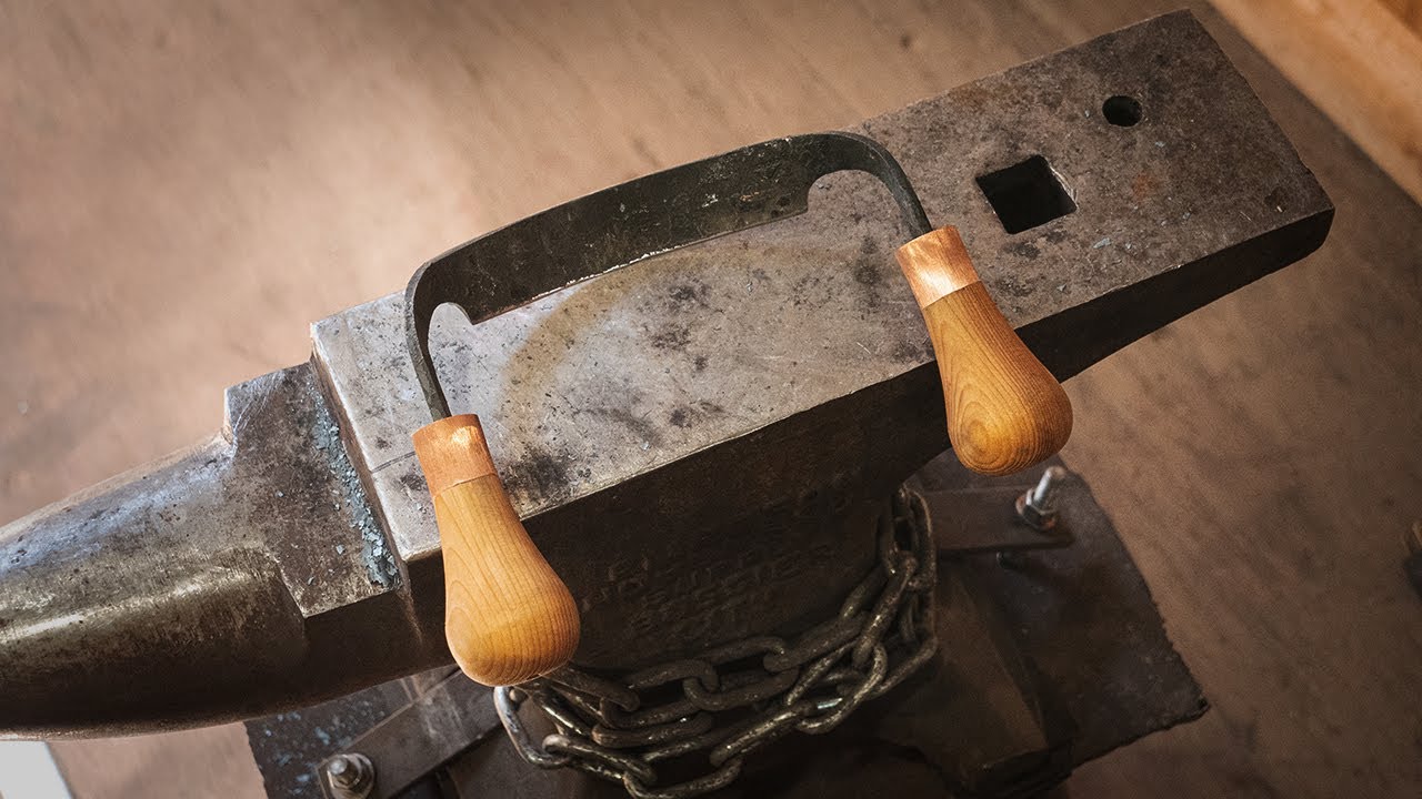 Forging A Curved Draw Knife Carving Tool - YouTube