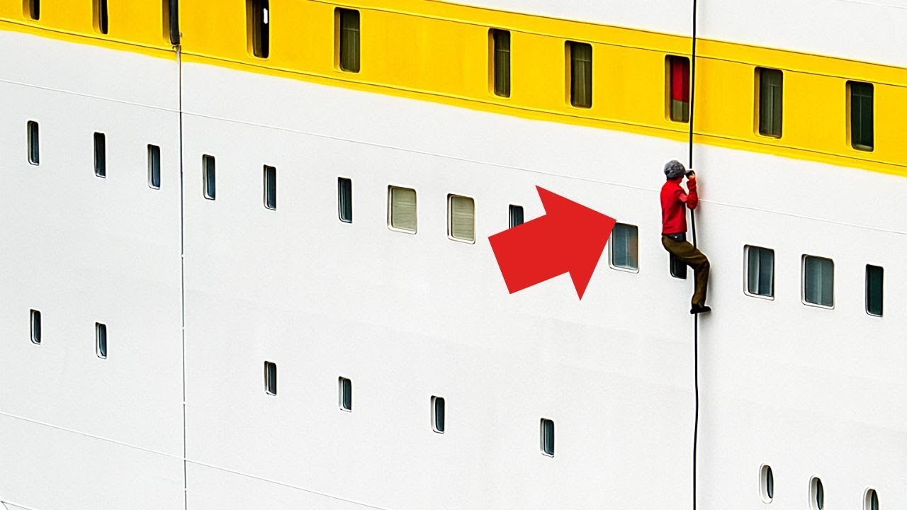 Somali Pirates ATTACK Cruise Ship, Then This Happens… - YouTube