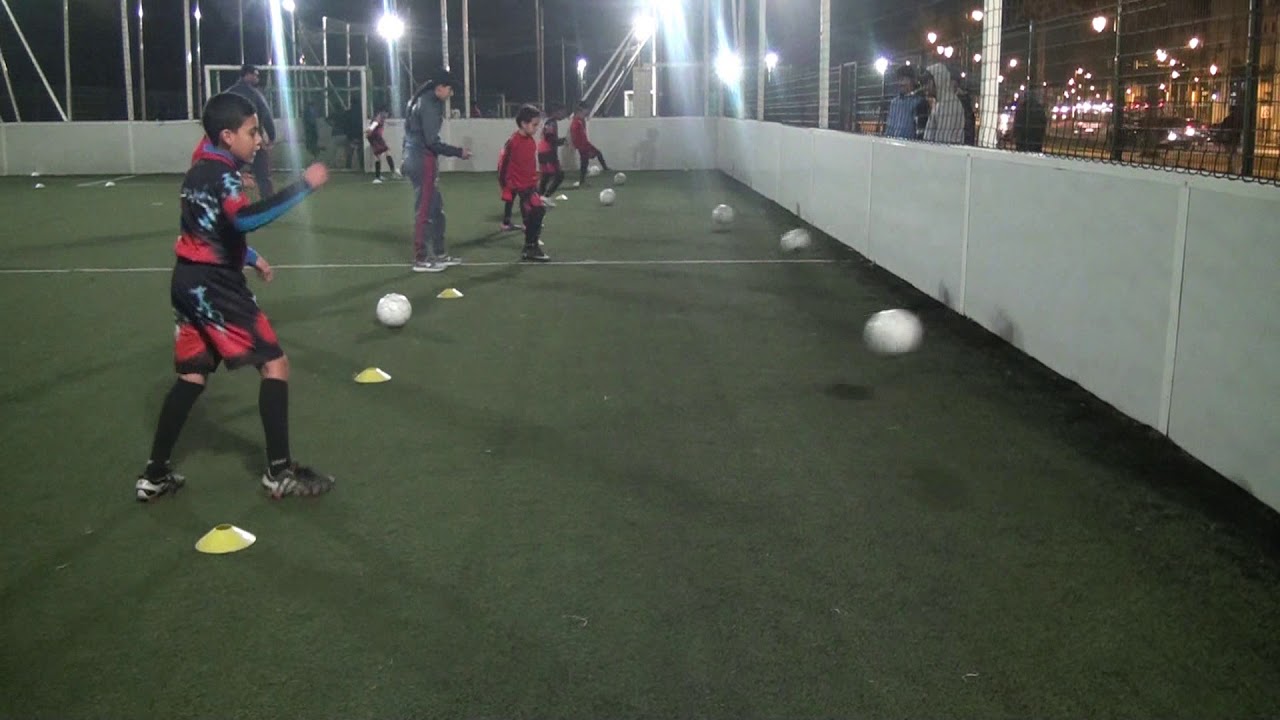 exercice de passe U8 U9 - YouTube