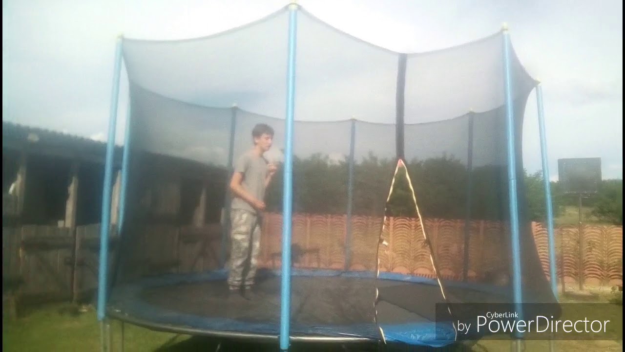 Gyuszika és én challenge 😀😀😀 - YouTube