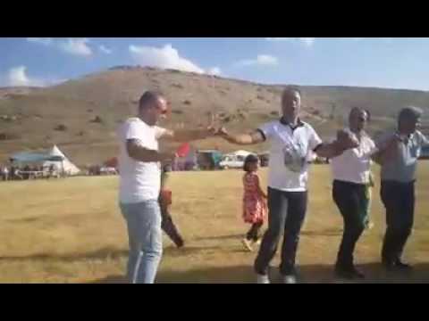 Gaziler kasabasi senlik agirlama halayi