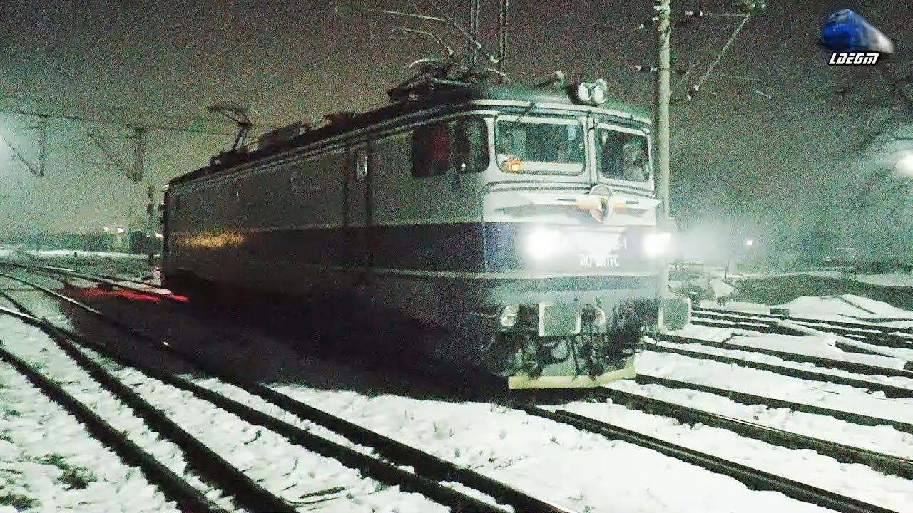 Trenurile Serii in Gara Suceava/Evening Trains in Suceava Station - 10 ...