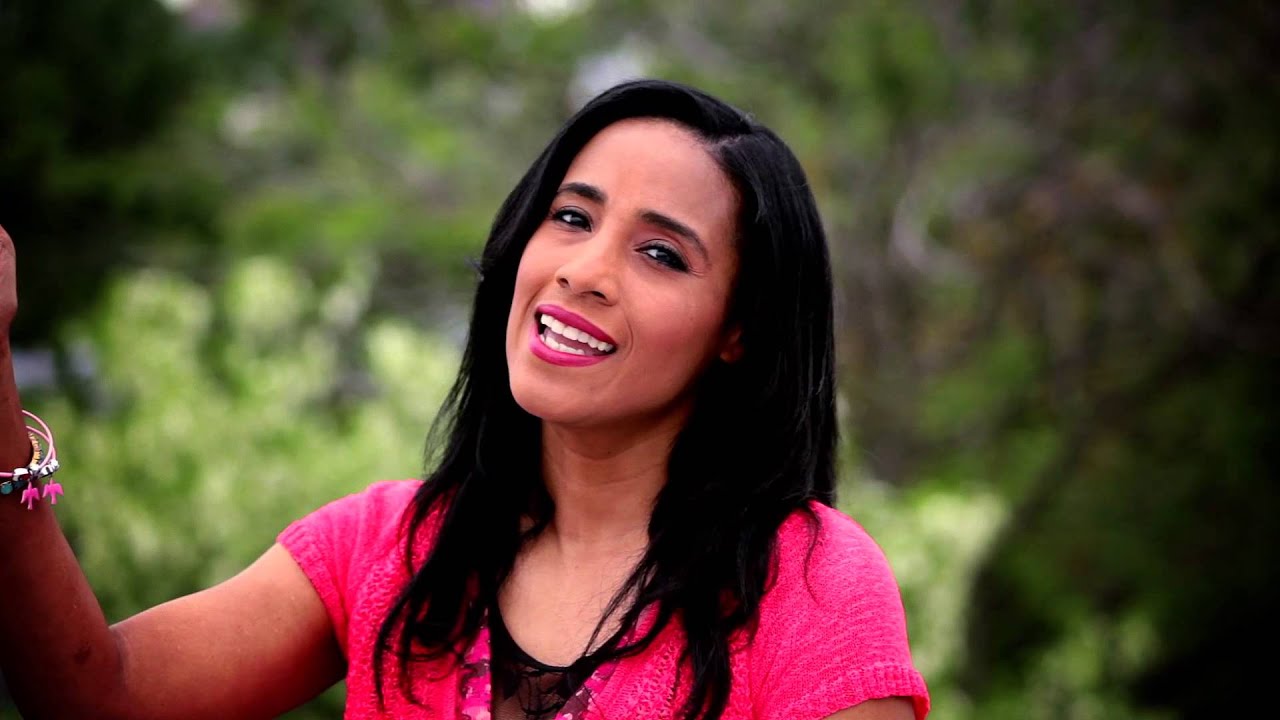 Esther Castro-Ahora Que (Official Music Video) - YouTube