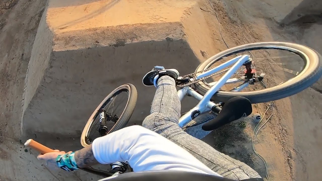 CÓMO HACER WHIP // TRICK CHALLENGE // YT PLAY CF - Bienvenido Aguado ...