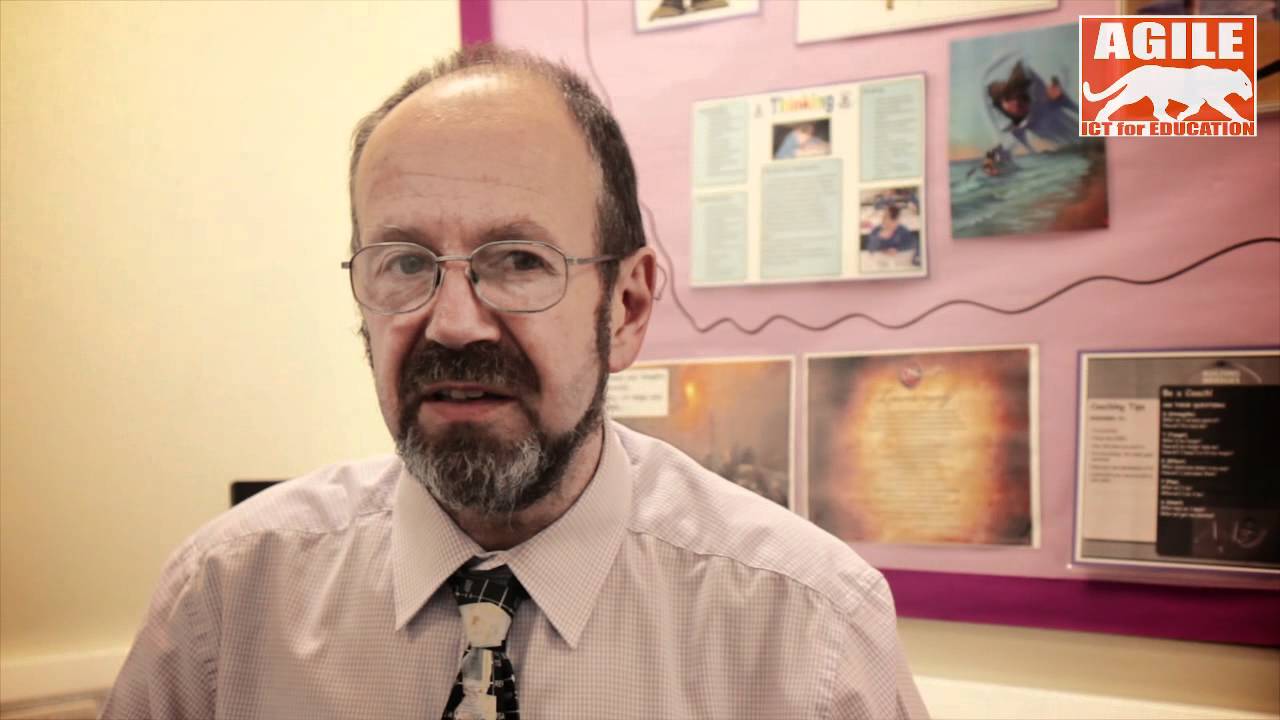 Poulner Junior School deploys Meru - YouTube