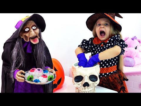 Diana and Roma Pretend Play Mysterious Adventures