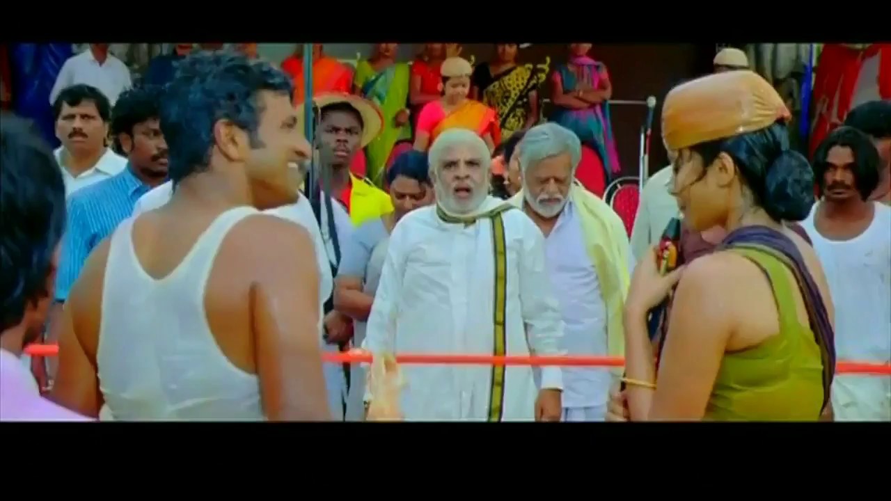 Paramathma Puneeth Rajkumar Mass Mud Fight (HD) - YouTube