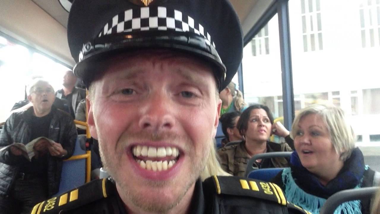 Icelandic police officer on a fun bus ride - Watch to the end - YouTube