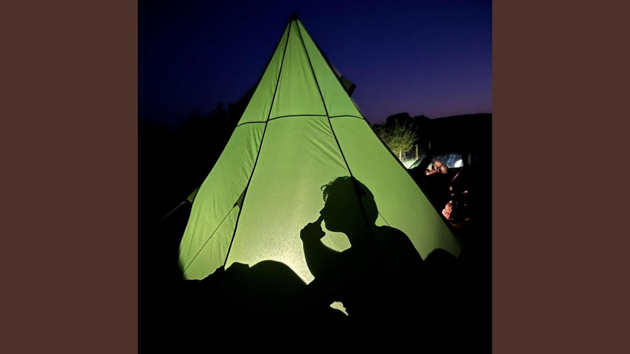 chelsea bells (feat. Lucious) - YouTube